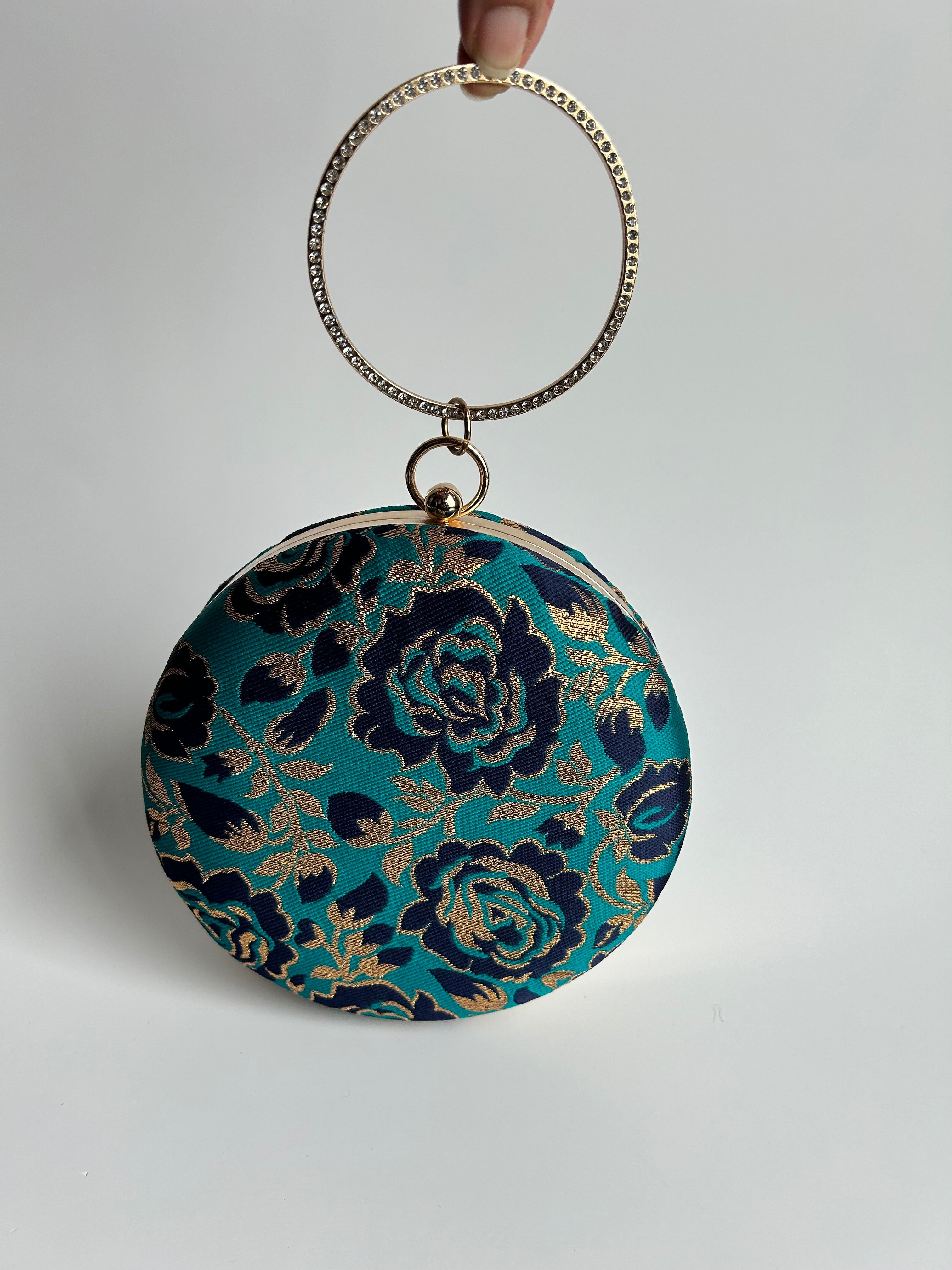 Round Party Clutch Very Stylish – Jeeka's Artisan